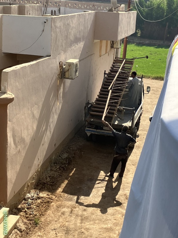 地球照: ナイルを渡る風